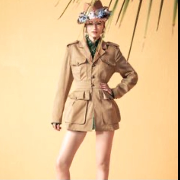 Dolce & Gabbana | Jackets & Coats | Dolce Gabbana Runway Safari Trench ...
